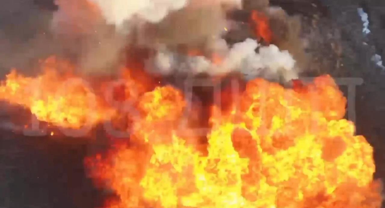 📽️-A 🇬🇧&🇫🇷, Epic destruction of an enemy BMP-2 in the Zaporizhia direction