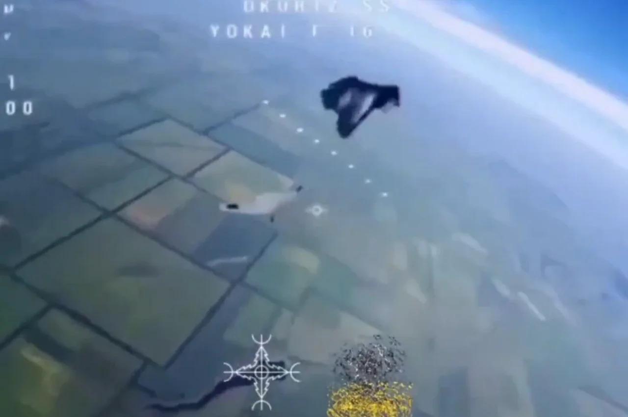📽️-A 🇬🇧&🇫🇷, Russian Albatros drones have now an evasion system!