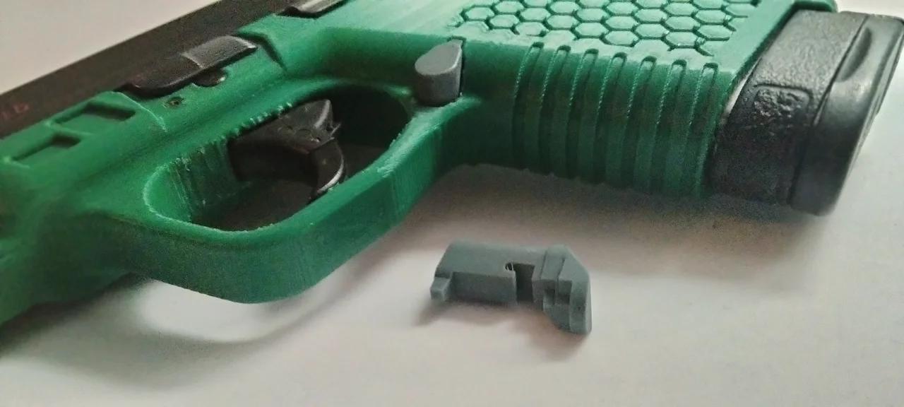 MnP Shield Magazine Catch