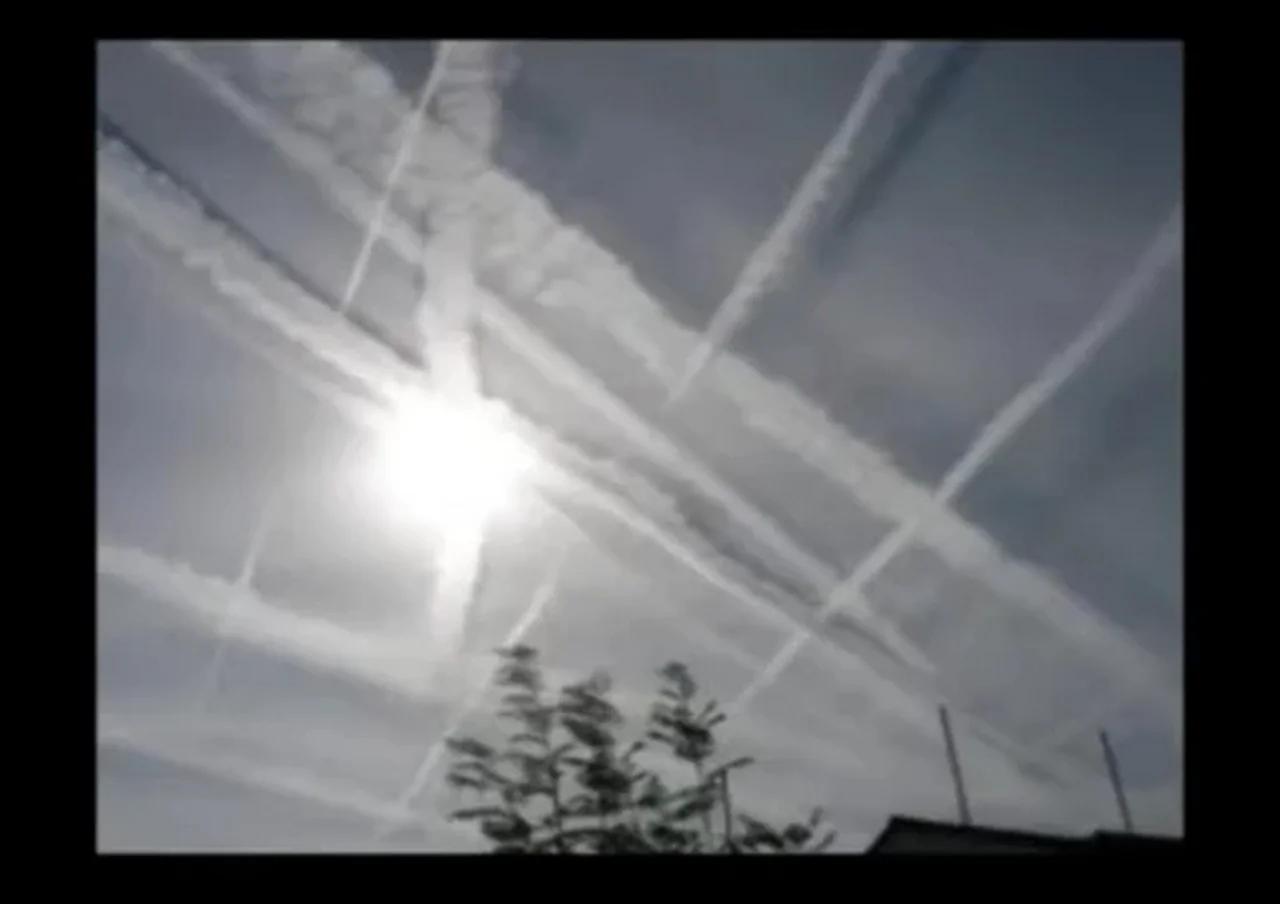 What Chemtrails Are Doing To Your Brain - Neurosurgeon Dr. Russell ...