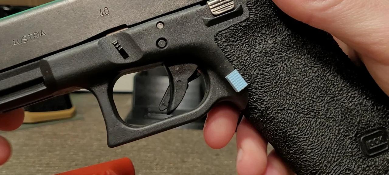 Stippled Glock Gen 3 Mag Release