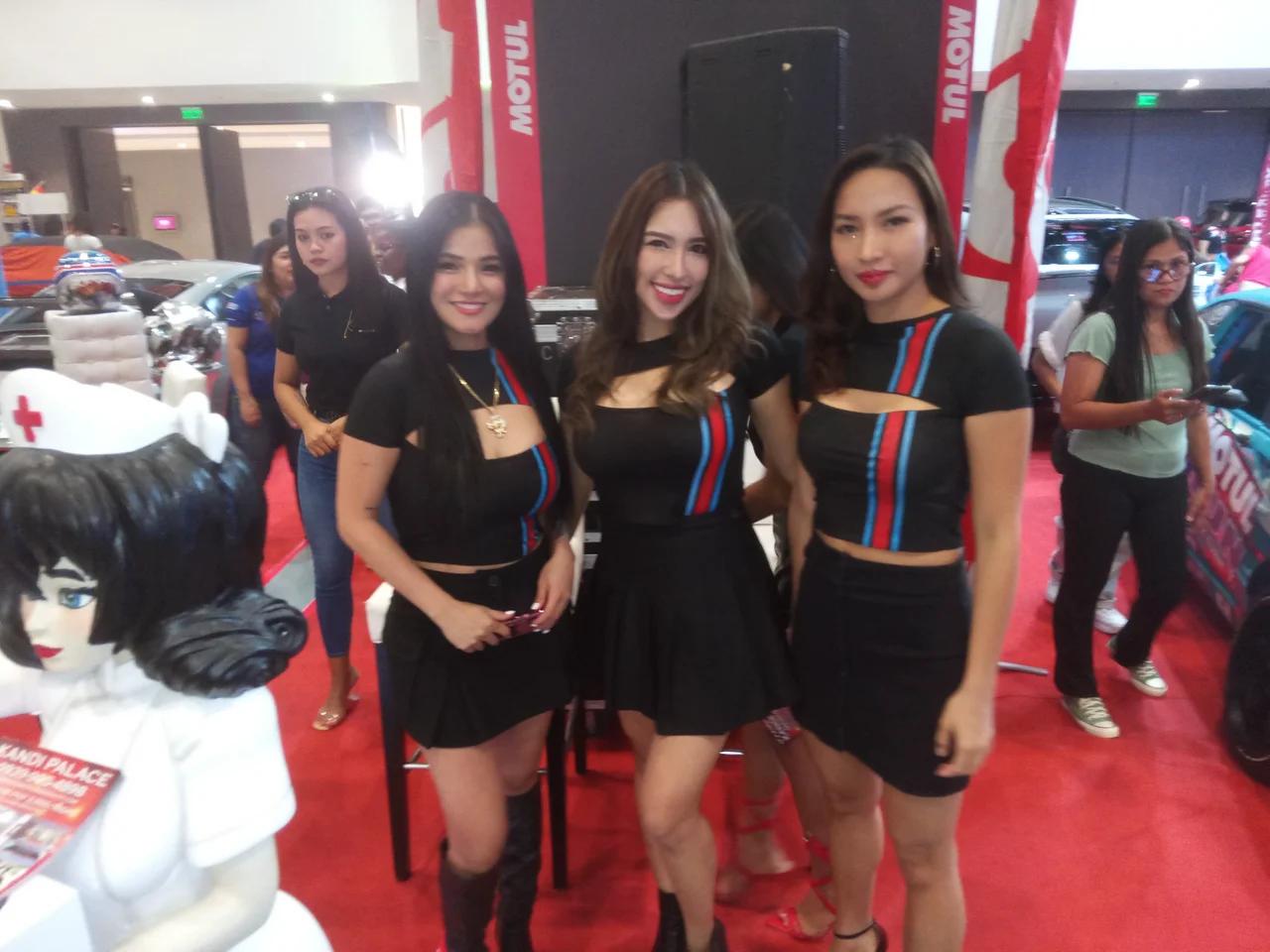 PHILIPPINES IGNITE CAR SHOW (HOT GIRLS & HOT CARS)