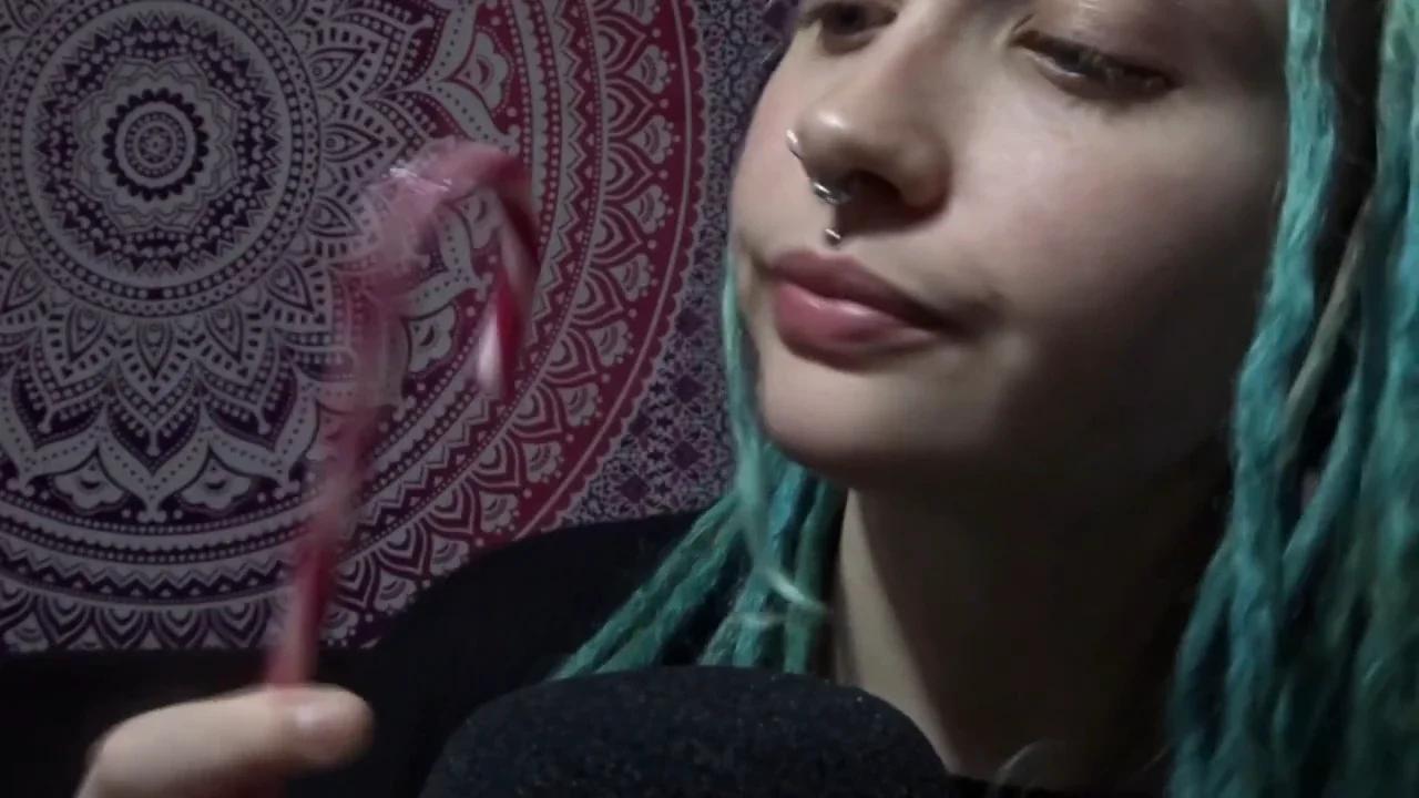ASMR Candy Cane Wet Intense Mouth Sounds And Crunching - Sucking And ...