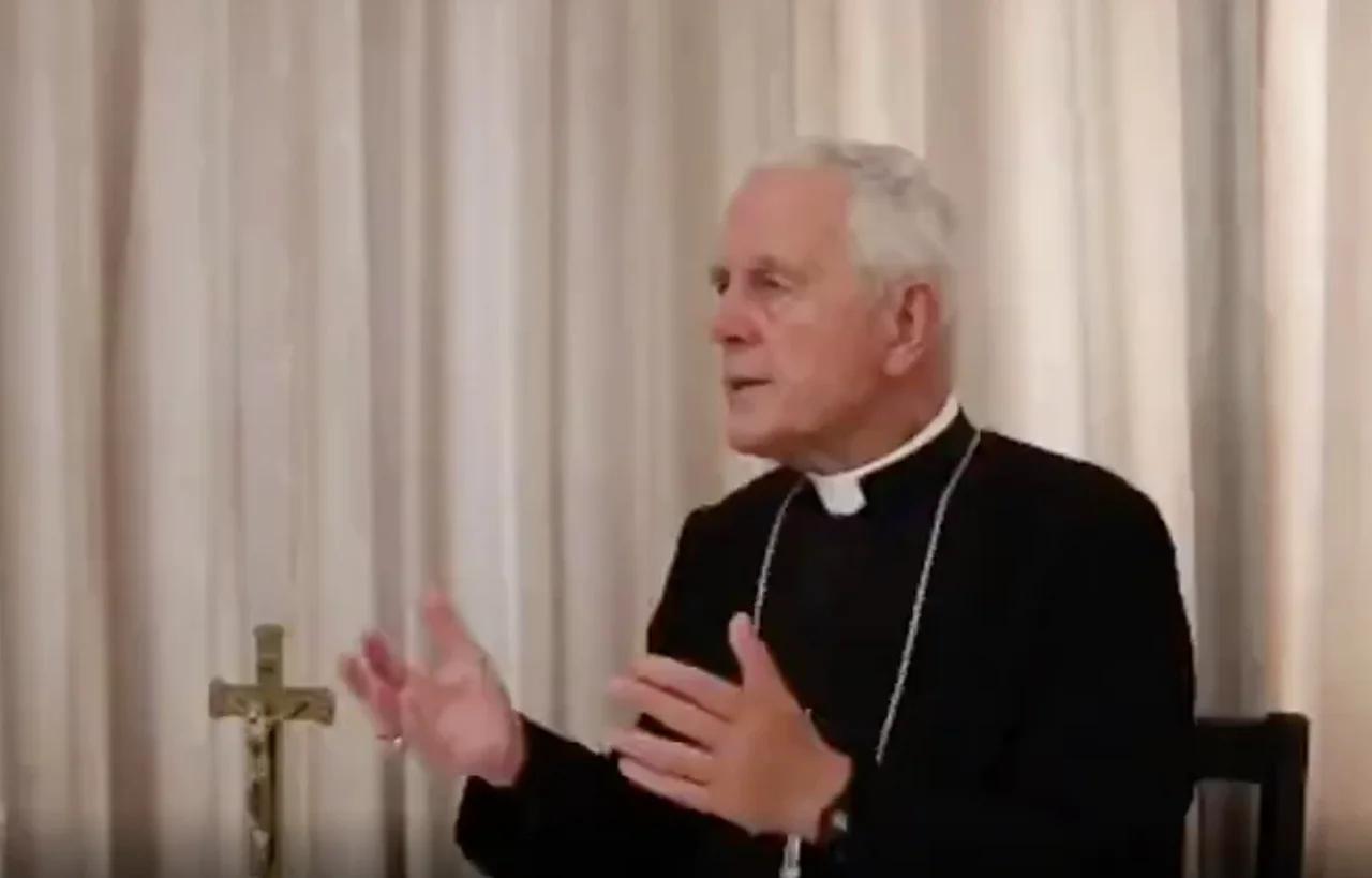 Bishop Richard Williamson TELLING THE TRUTH ABOUT THE HOLOCAUST & Convid