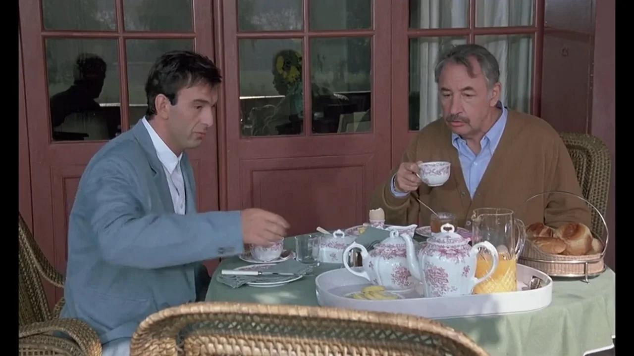 Film - Masques - 1H36 — 01-01-1987 — Réal : Claude Chabrol