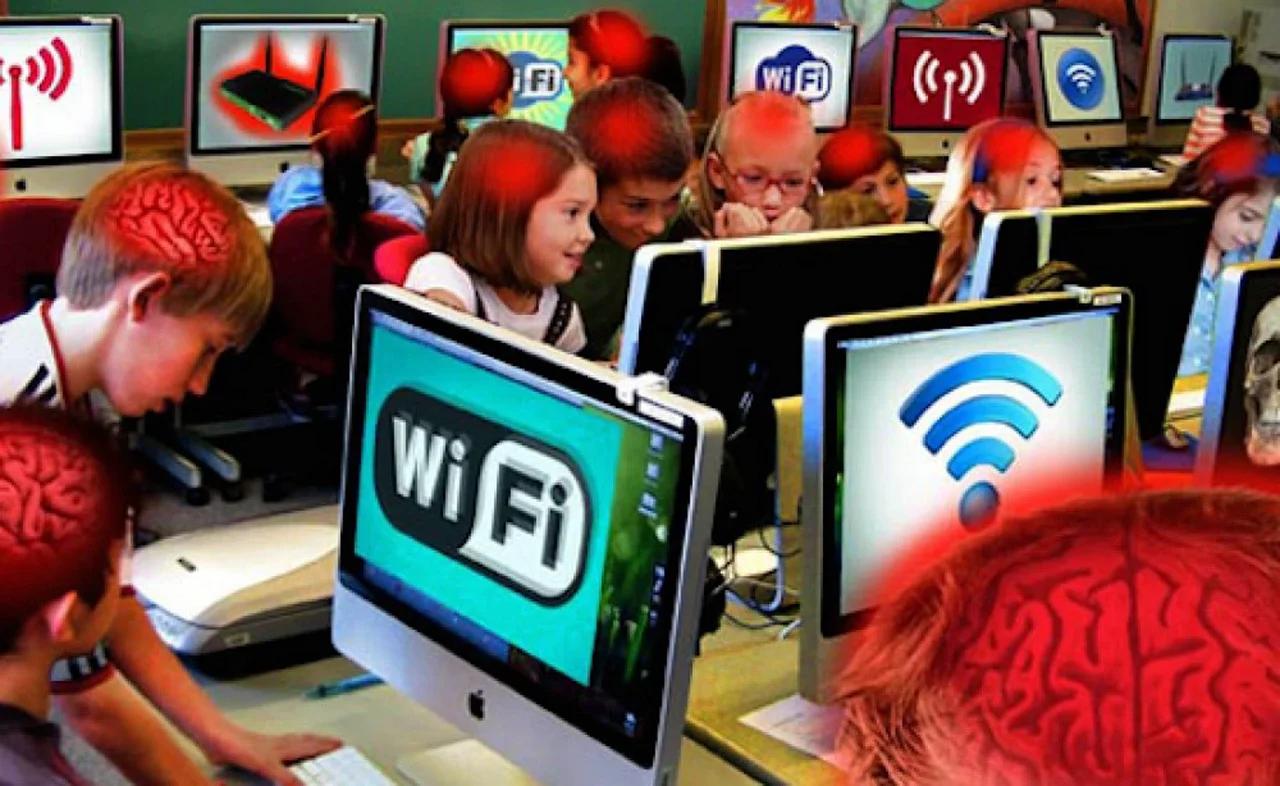 The Dangers of Wi Fi Wireless Radiation WiFi WLAN Internet ...