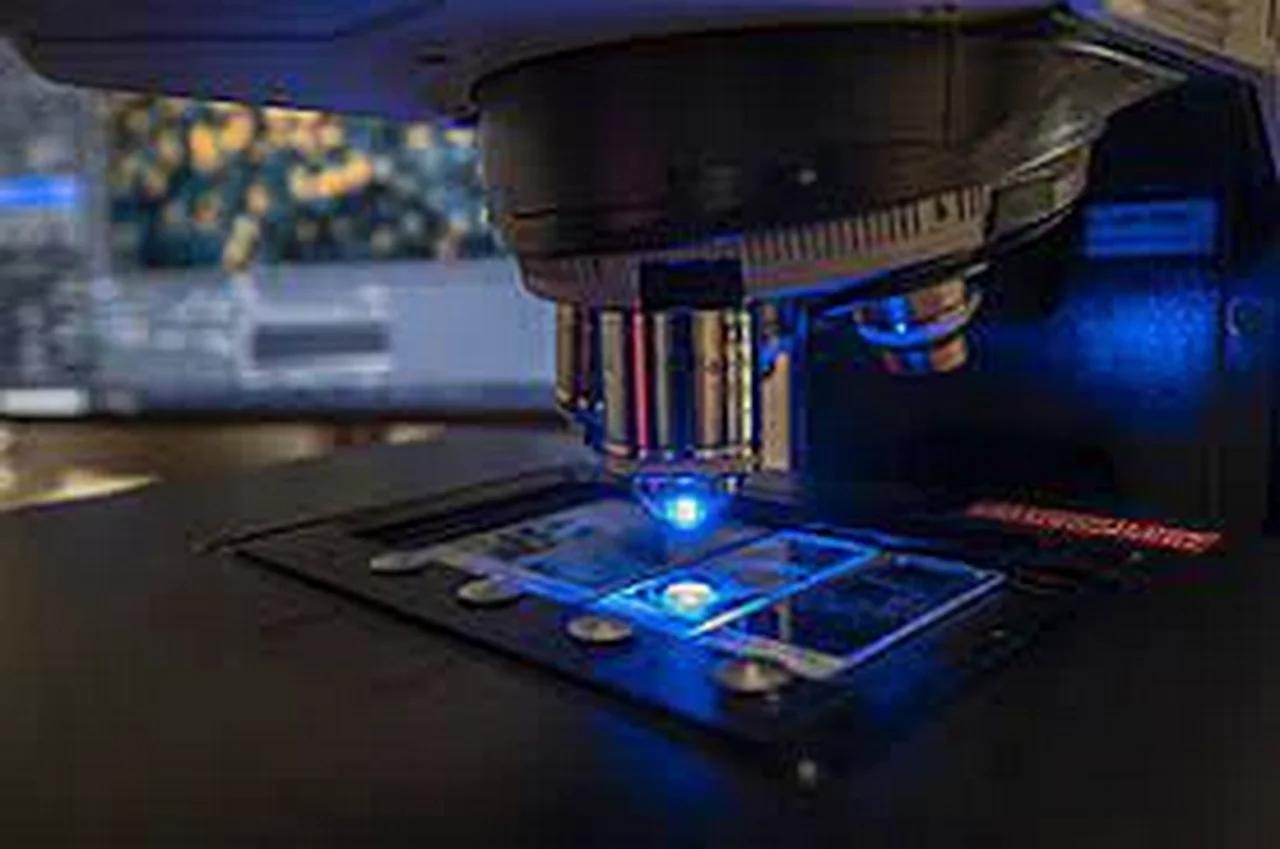 MICROSCOPIE ... LES BIENFAITS DE L OR COLLOIDAL