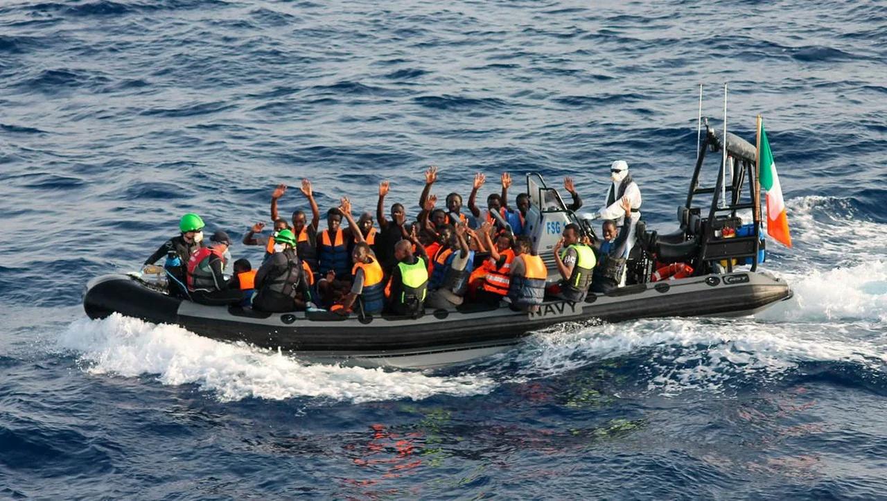 🚨IRELAND MIGRANT INVADERS: IRISH WOMAN & SON THREATENED W ...