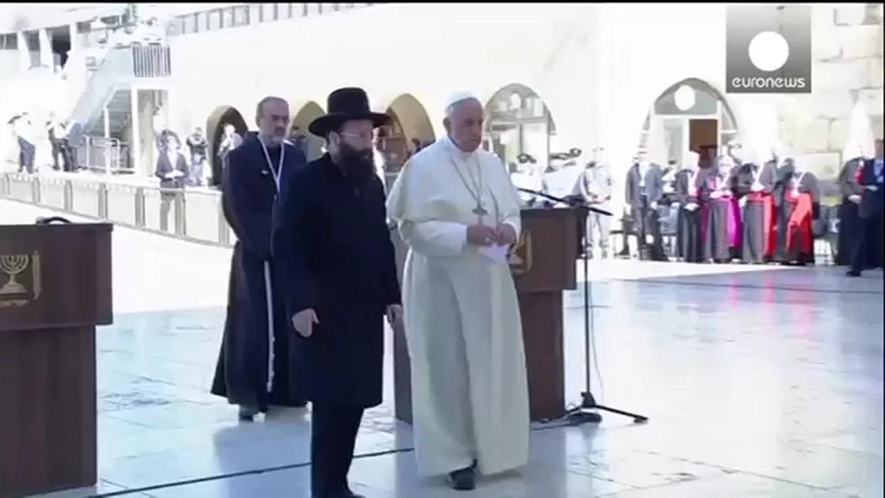 Video Pope Francis Praying At Western Wall In Jerusalem