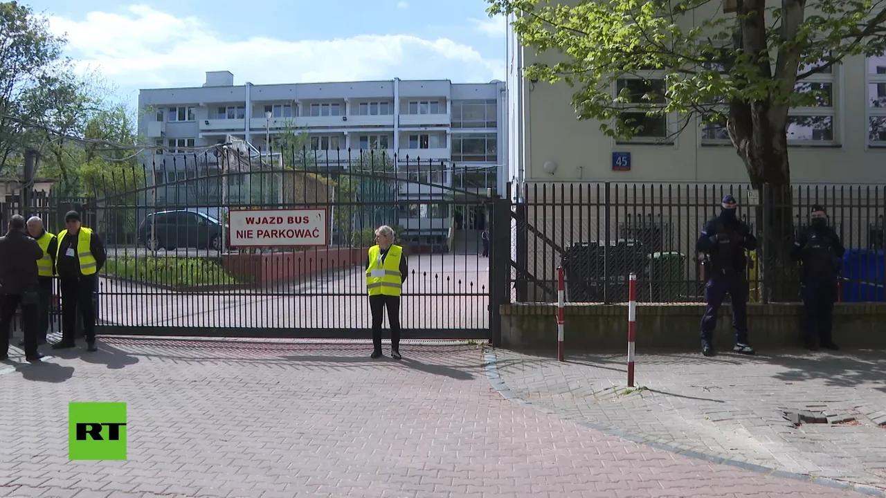 🇵🇱 Pologne : les autorités polonaises saisissent l’école de l’ambassade ...