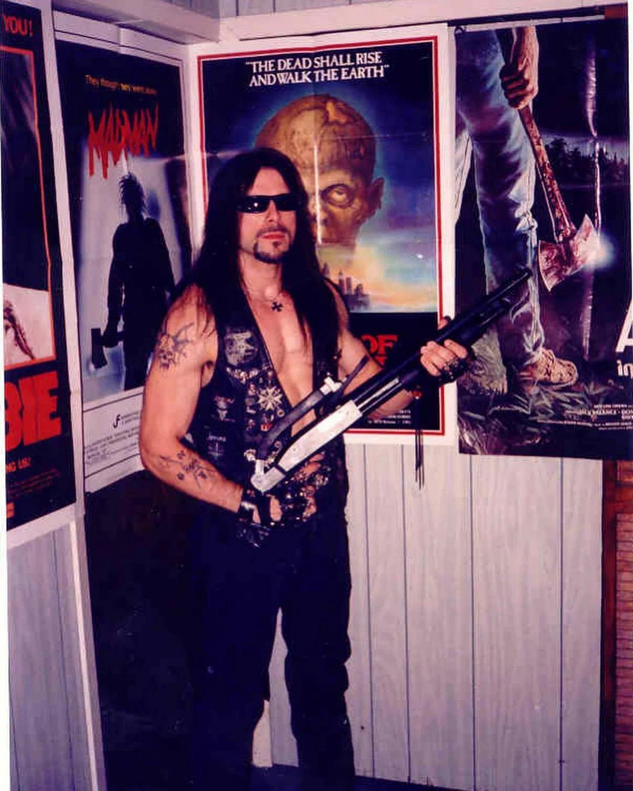 Crazy Sick Horror Freaks