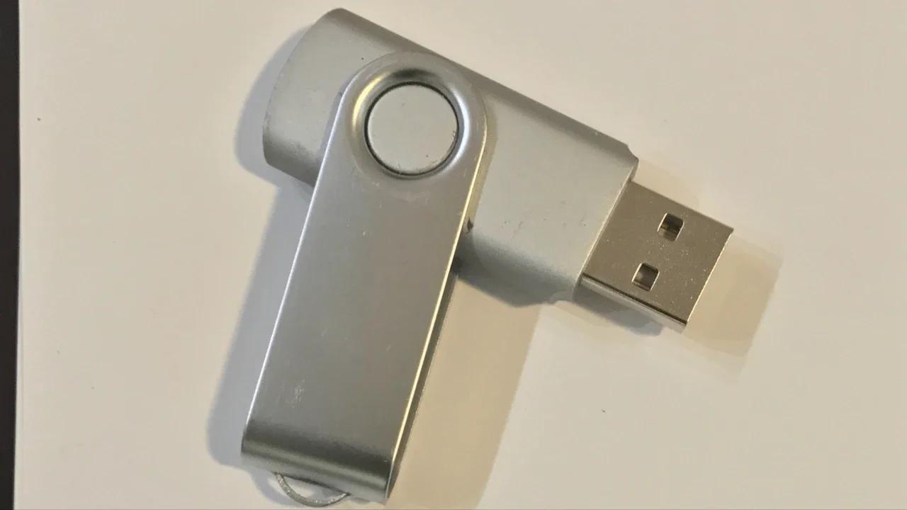 Crowdsource the Truth Legacy – Thumb Drives & Blackberries (Originally ...