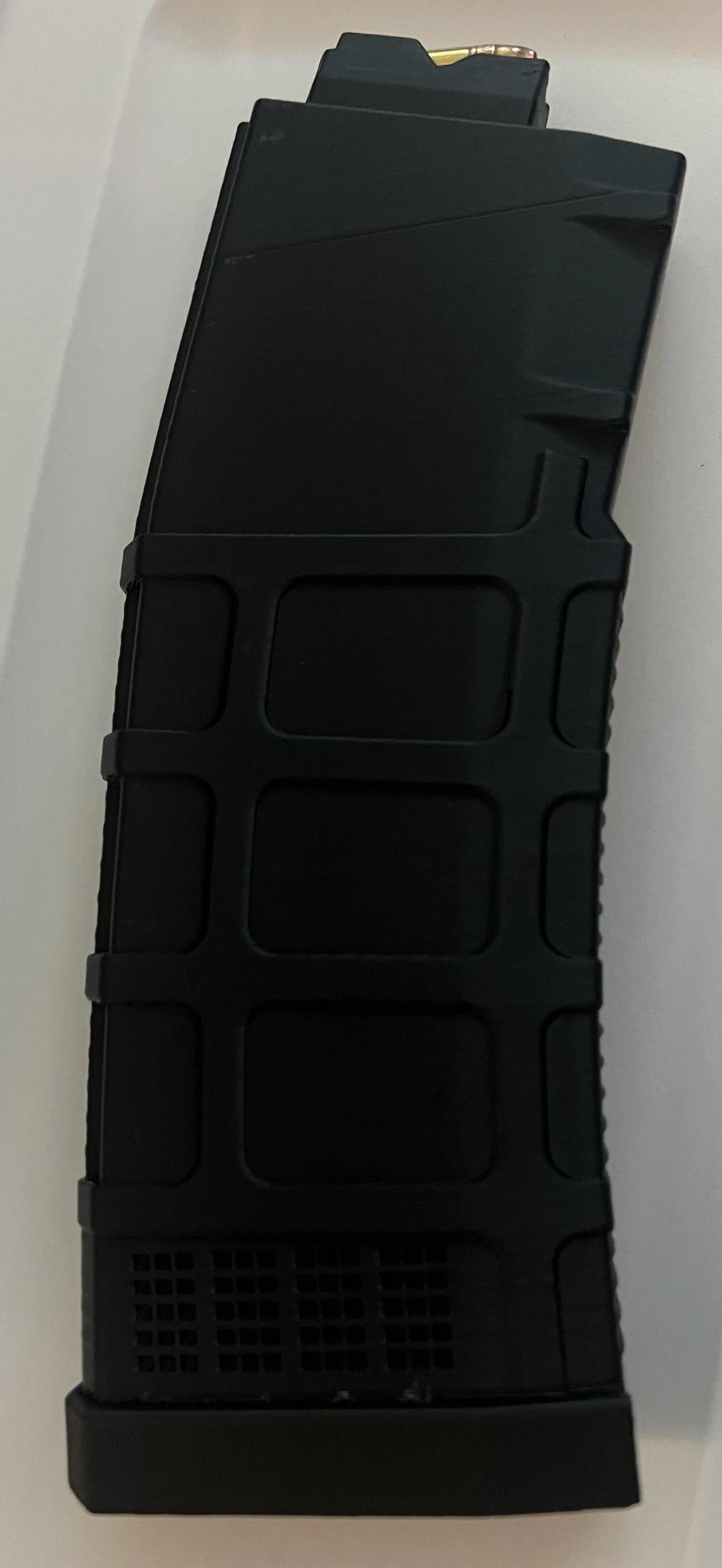 CMMG Catch 22 Pmag Style LRBHO mag