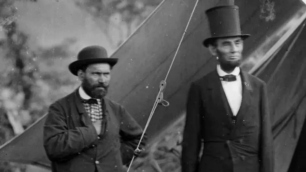 How the Pinkertons Became the Most Infamous Detective Agency