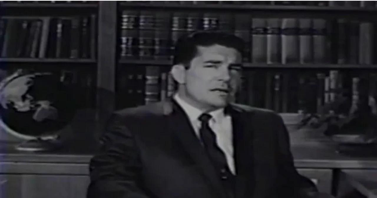 A Republic Not A Democracy by Dan Smoot 1966 Apr 18-